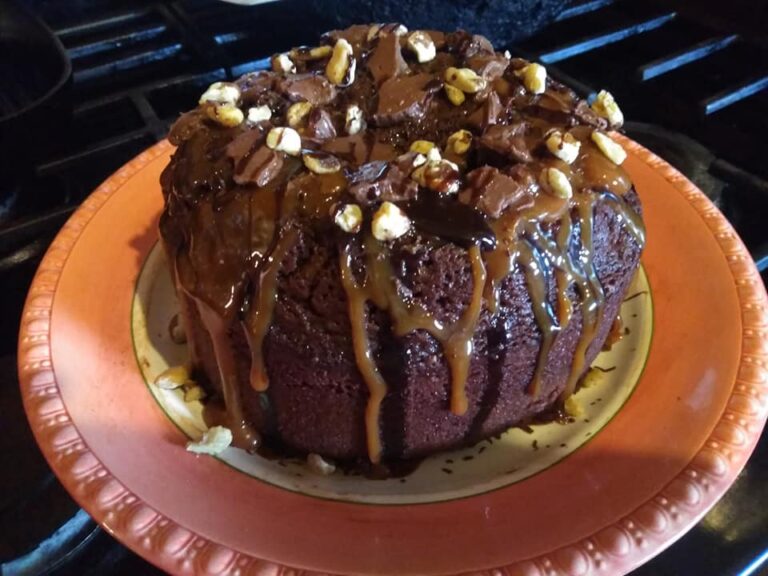 Easy Homemade Chocolate Turtle Cake - Recipes Website