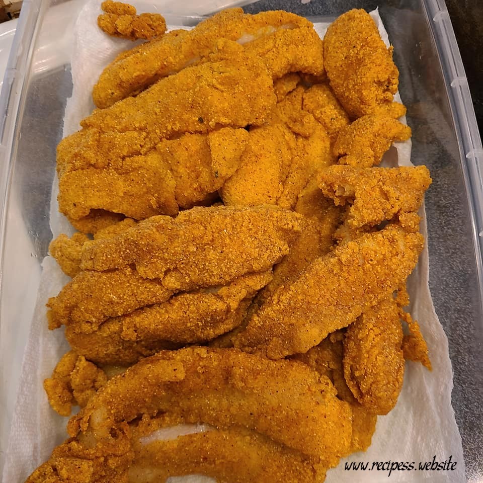 Crispy Fried Fish With Spices - Recipes Website