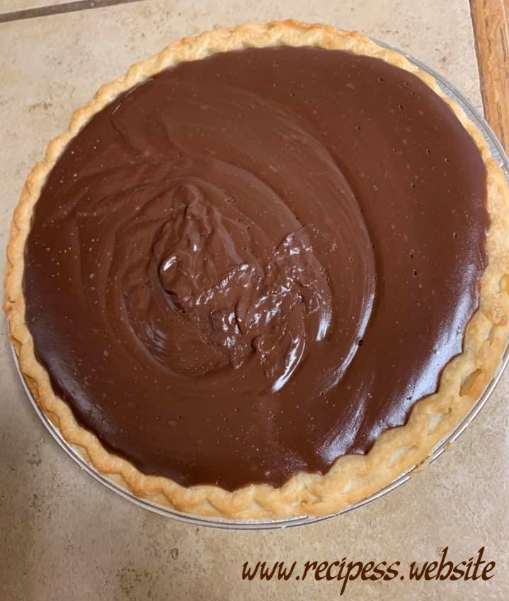 GRANDMA'S CHOCOLATE PIE - Recipes Website